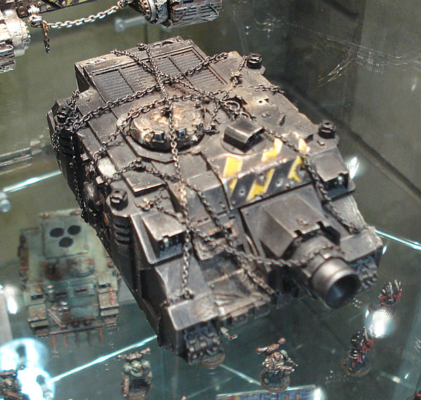 Iron Warriors Chaos Vindicator on display in Warhammer World... - Felix ...